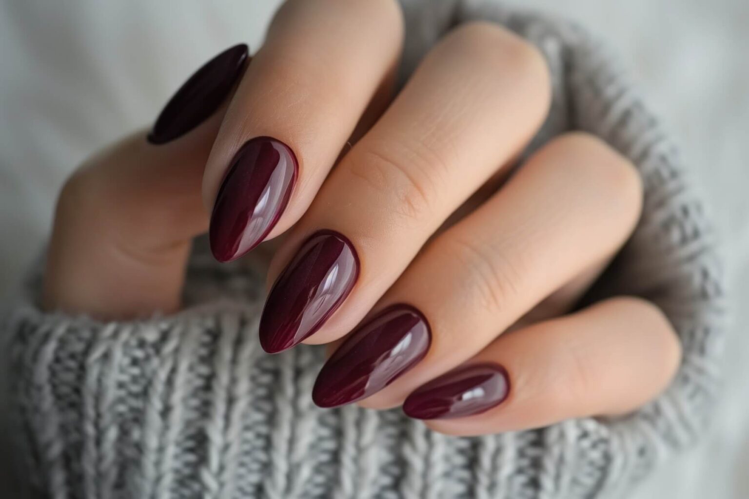 40 Fall Nail Colors To Flaunt This Season - Nomade & Mode